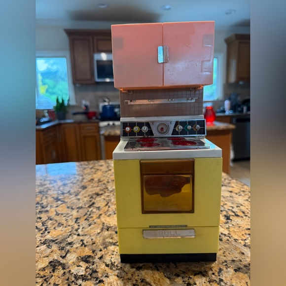 Toys | 196s Barbie Deluxe Dream Kitchen Stoveoven With Top Cabinet Only ...